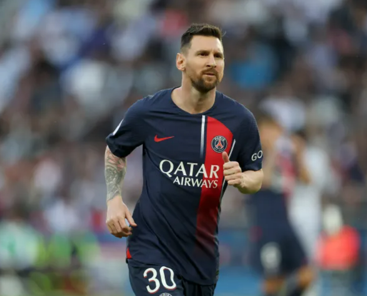 الهلال السعودي يستعد لاستقبال ميسي